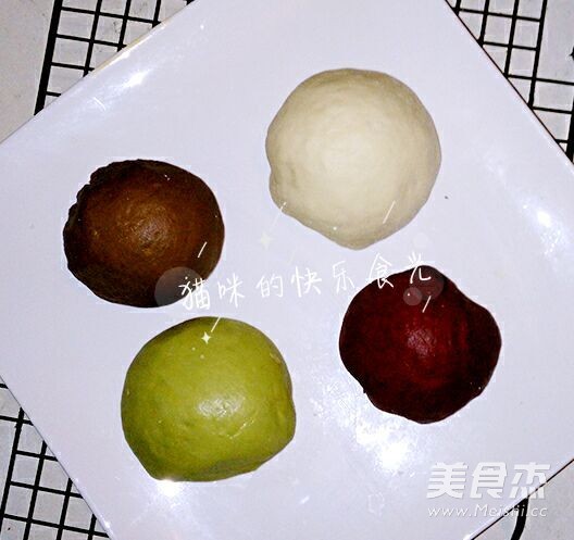 Four-color Steamed Buns Recipe - Simple Chinese Food