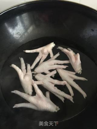 Griddle Bullfrog Chicken Feet Recipe - Simple Chinese Food