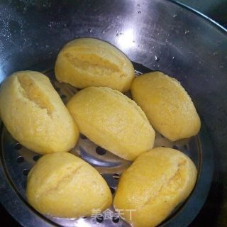 Farmhouse Cornmeal Buns Recipe - Simple Chinese Food