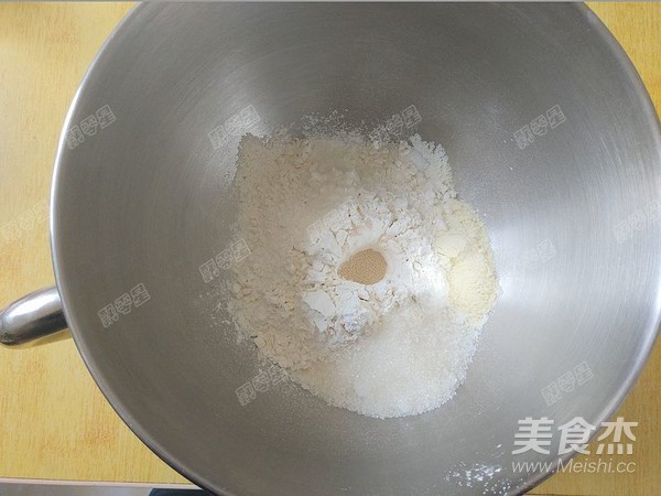 Water Cube Sponge Toast Recipe - Simple Chinese Food