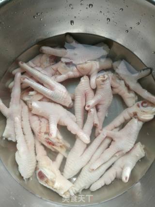 Authentic Braised Chicken Feet Recipe - Simple Chinese Food