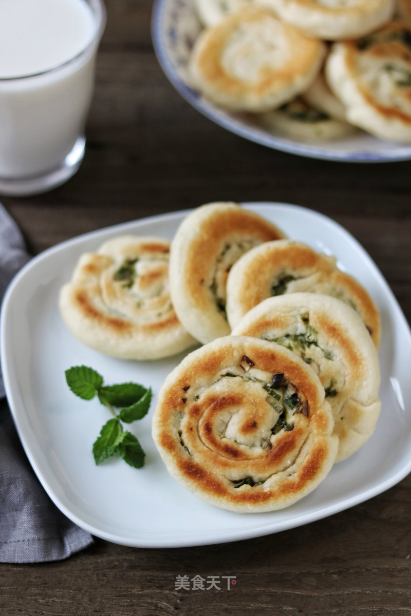 Yeast Scallion Cake Recipe - Simple Chinese Food