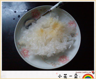 White Fungus, Red Dates and Longan Soup Recipe - Simple Chinese Food