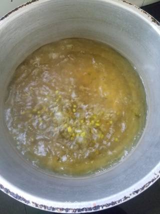 Mung Bean Millet Porridge Recipe - Simple Chinese Food