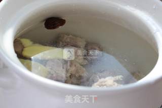 Lotus Root and Yam Pork Ribs Soup Recipe - Simple Chinese Food