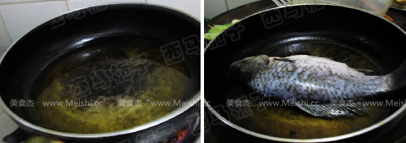 Spicy Braised Crucian Carp Recipe - Simple Chinese Food
