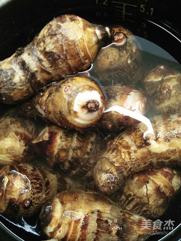 Rice Cooker Version Braised Taro Recipe - Simple Chinese Food