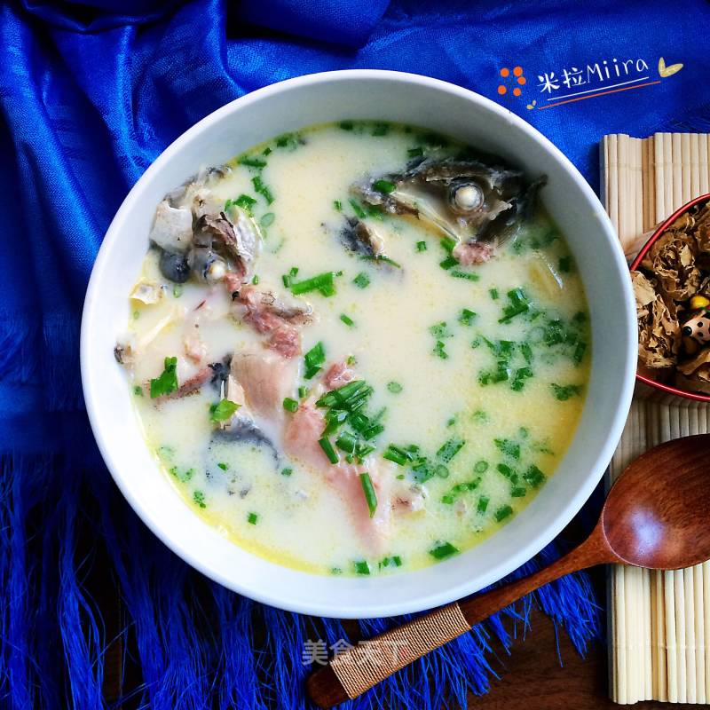 Soy Milk Stewed Crucian Carp Recipe - Simple Chinese Food