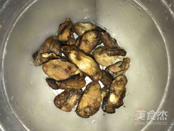 Winter Melon, Coix Seed and Oyster Soy Pork Bone Soup Recipe - Simple ...