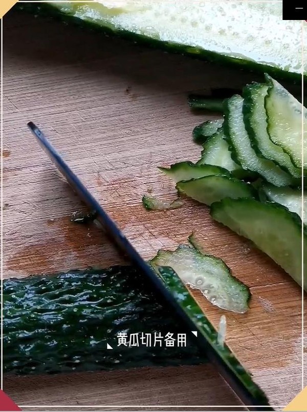 Scrambled Eggs with Cucumber Recipe - Simple Chinese Food