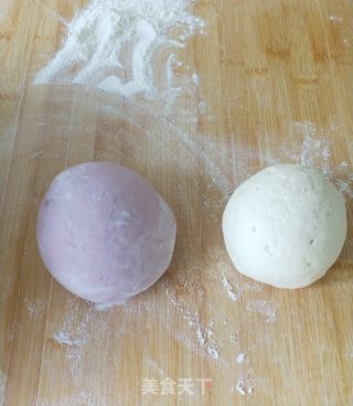 Two-color Bean Paste Buns Recipe - Simple Chinese Food