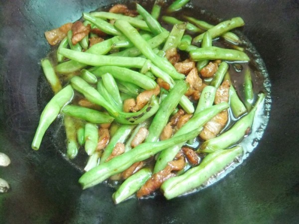 Stewed String Beans with Pork Belly Recipe - Simple Chinese Food