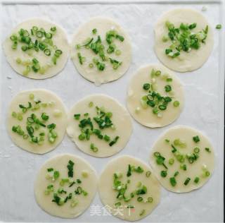 In A Few Simple Steps, The Dumpling Pipi Turns into A Layered Cake ...