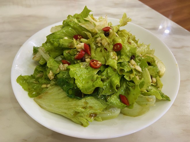 Love to Eat Choking Lettuce in Spring Recipe - Simple Chinese Food