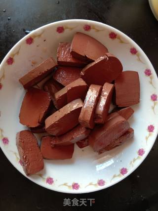 Stir-fried Pork Blood with Pork Skin Recipe - Simple Chinese Food