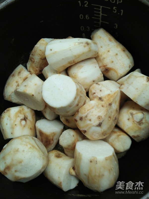 Rice Cooker Version Braised Taro Recipe - Simple Chinese Food