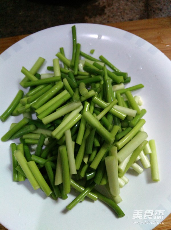 Stir-fried Pork with Garlic Sprouts Recipe - Simple Chinese Food