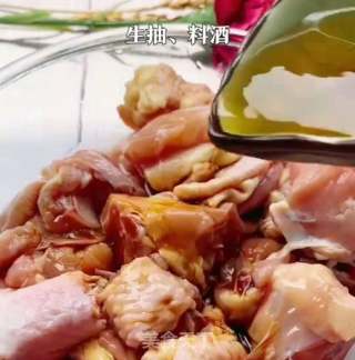 How to Make Yellow Stew Chicken Simple and Delicious? These 2 Steps are ...